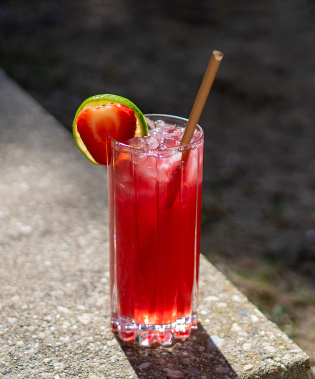 Non-Alc Straw-biscus Fizz – Liber & Co.